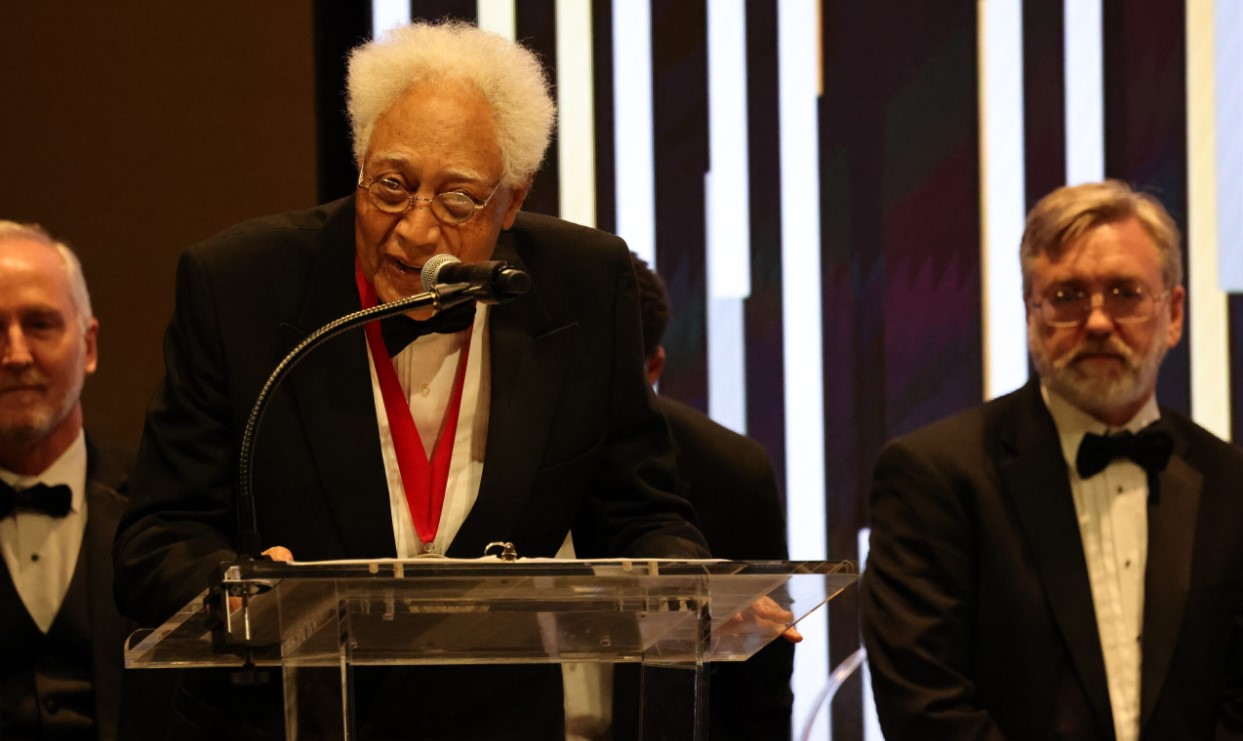 Dr. Jesse J. Lewis Sr. inducted into University of Alabama’s ...